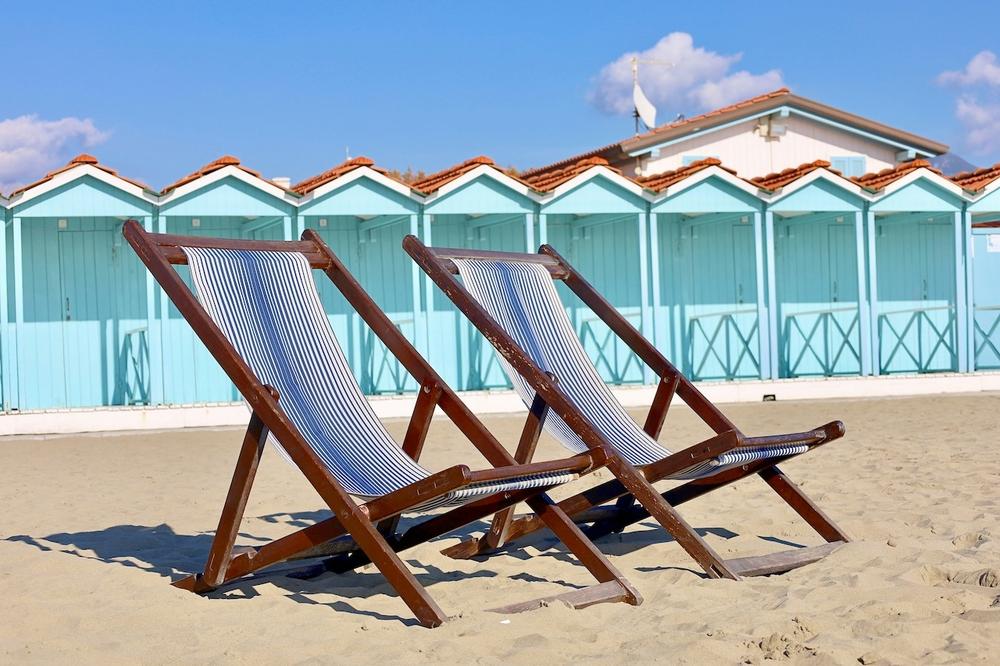 Le spiagge di Forte dei Marmi: il fascino della costa in Versilia ...